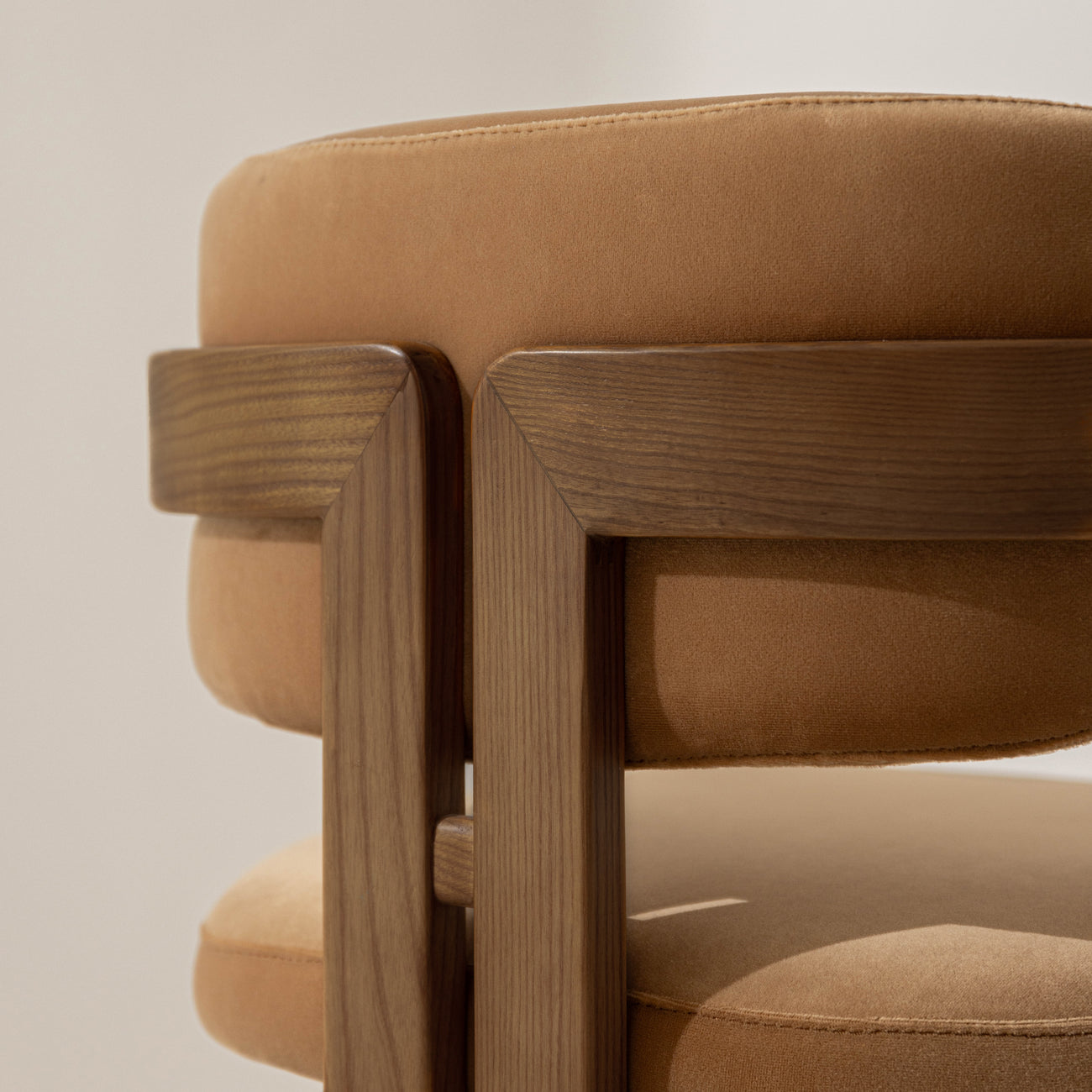 Dining Chairs – Six The Residence.